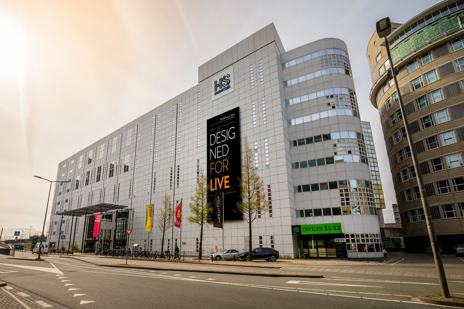 Postillion Hotels • Meet, work, stay.