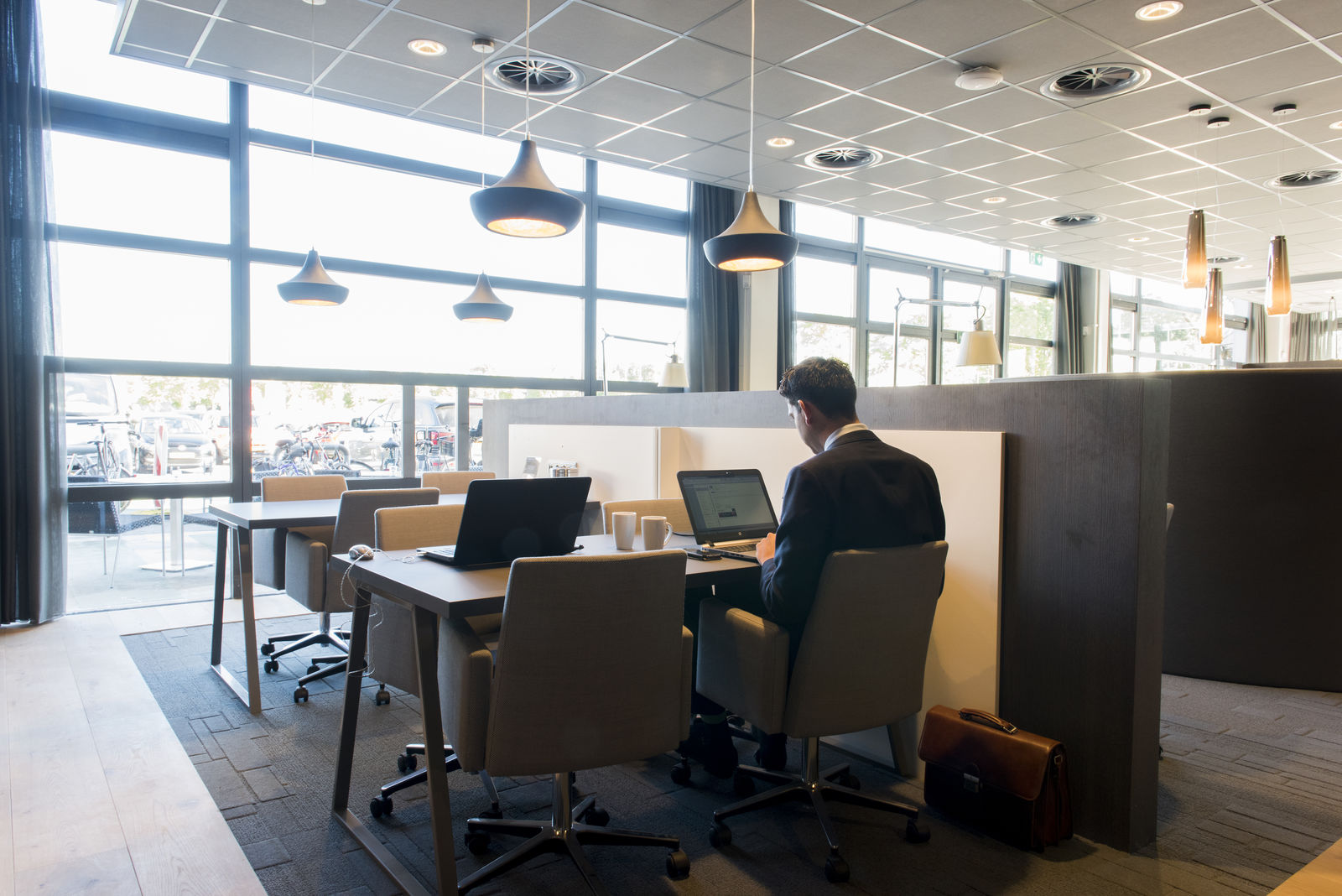 Postillion Hotels • Meet, work, stay.